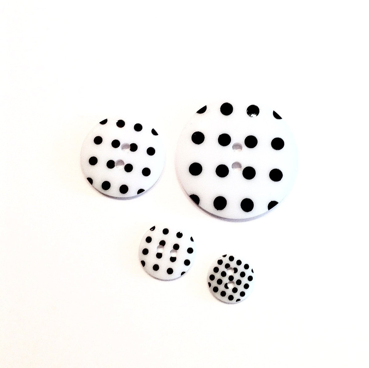 White with Black Polka Dot Buttons – Make Fabric Boutique